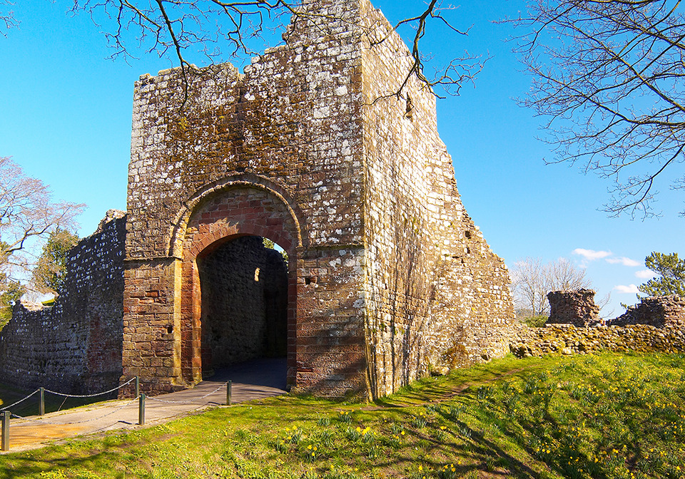 Cumbria Guide | Cumbria History Lesson: Egremont Castle | Cumbria Guide